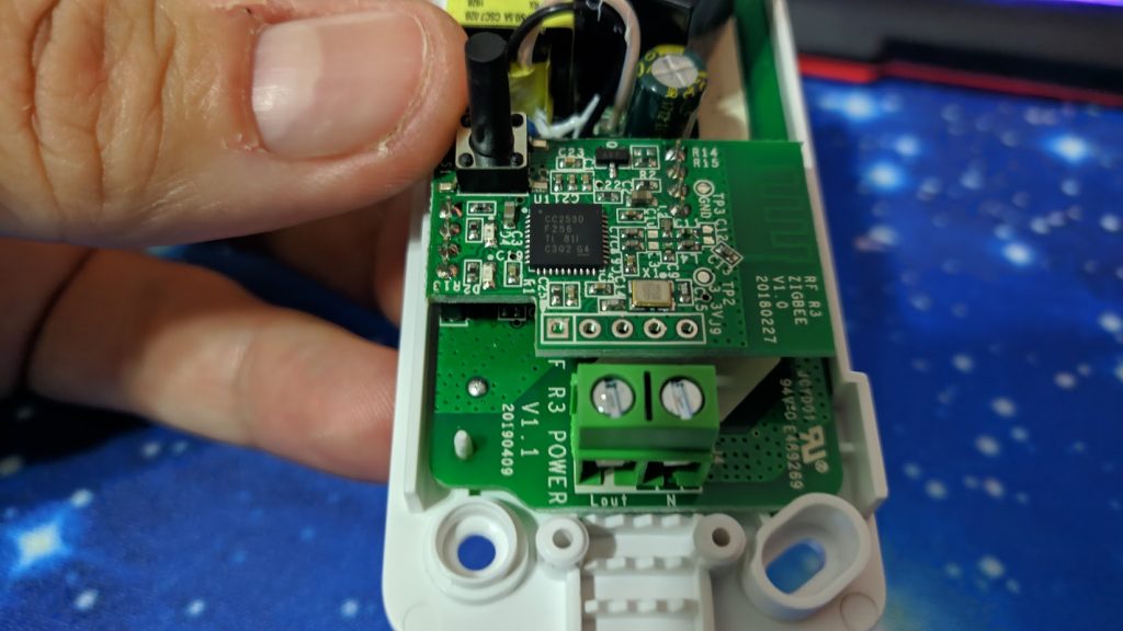 Desmontando el Sonoff Basic R3 Zigbee - Domótica en Casa